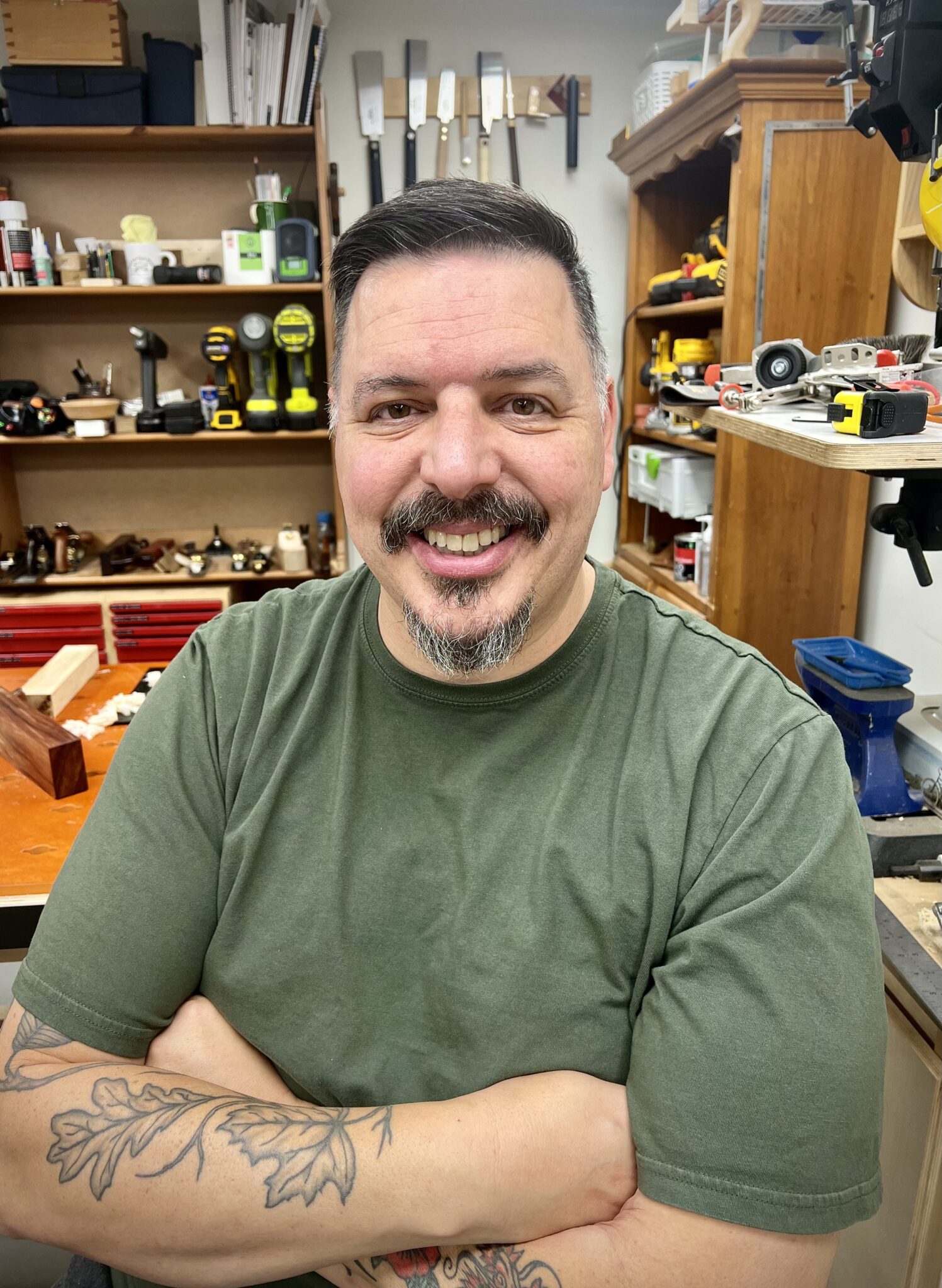 Vic Tesloin – WoodShows